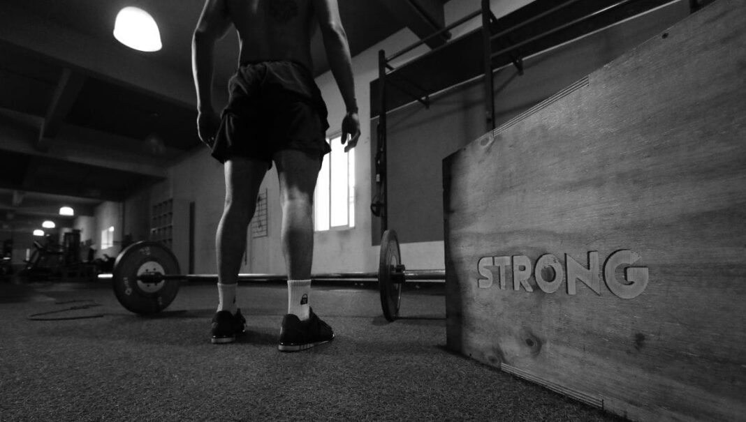 How Long Should You Rest Between Sets? Hypertrophy, Strength and Power ...
