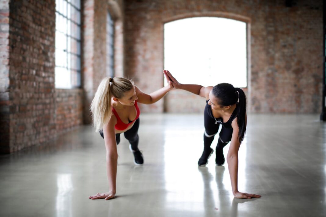 3 Best Hip Hinge Exercises for an Incredibly Strong and Attractive ...