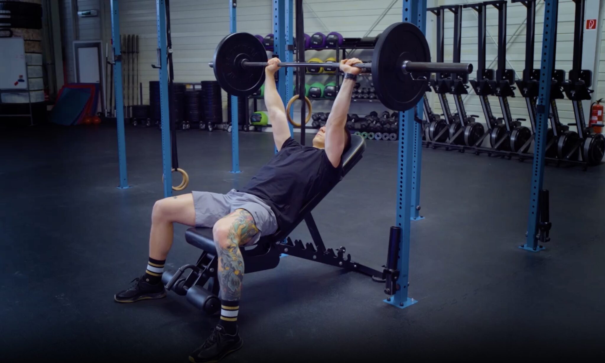 How to Build a Powerful Upper Body Without Bench Press | BOXROX