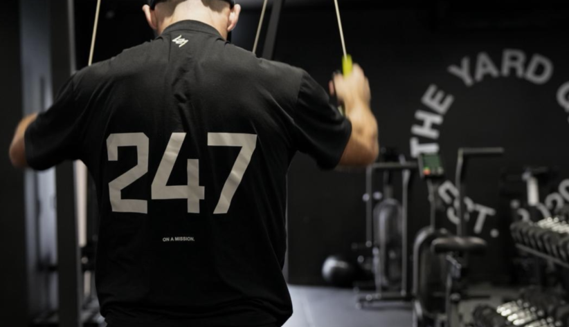Represent 247 signs HYROX Elite 15 athlete, James Kelly | BOXROX