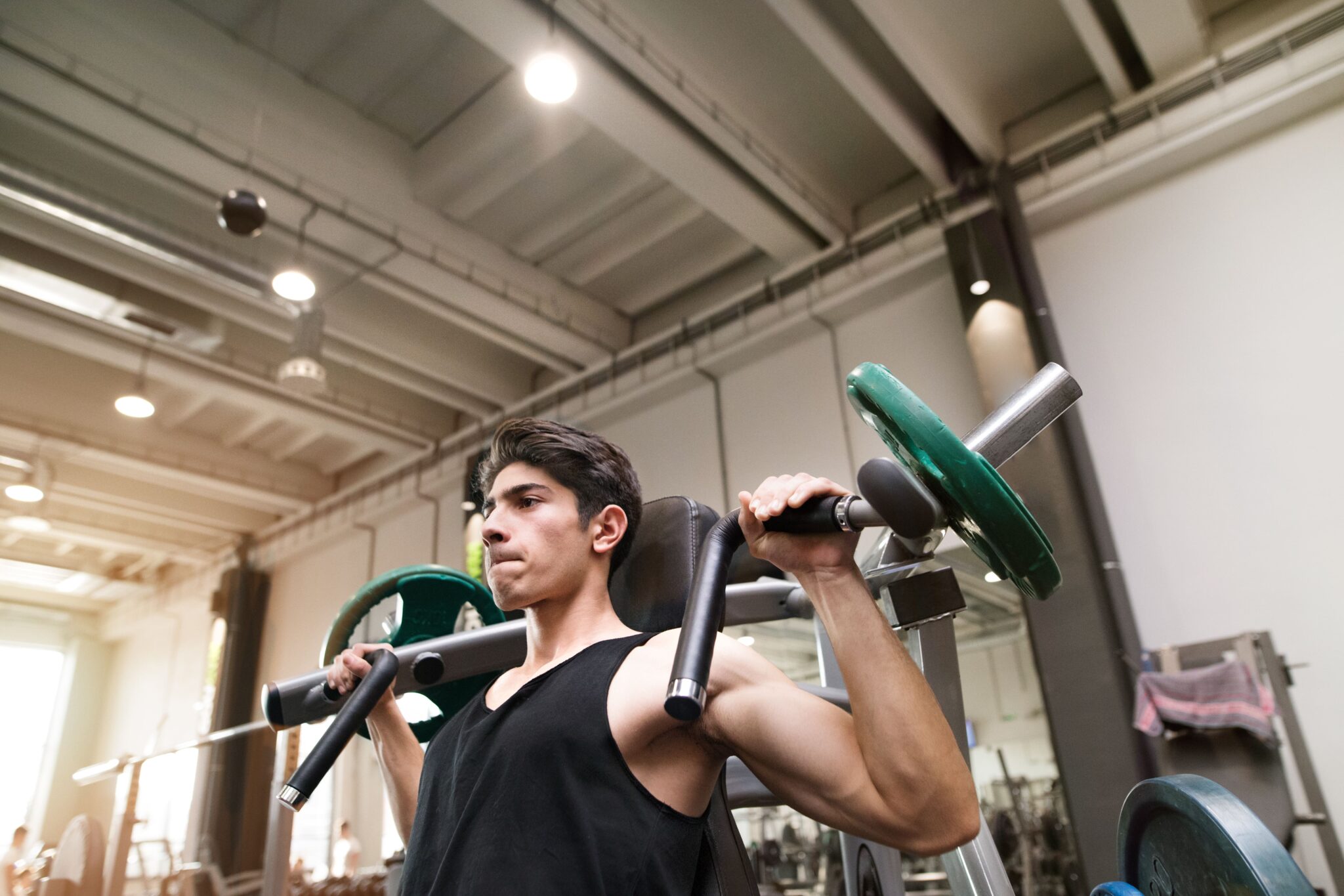 10 Muscle Building Tips for Bigger Shoulders | BOXROX